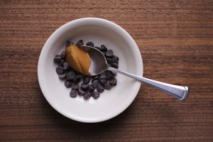 Wing it: Chocolate Speculoos Popcorn – The Rubber Scraper Movement