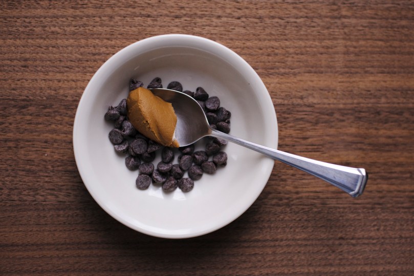 Wing it: Chocolate Speculoos Popcorn – The Rubber Scraper Movement