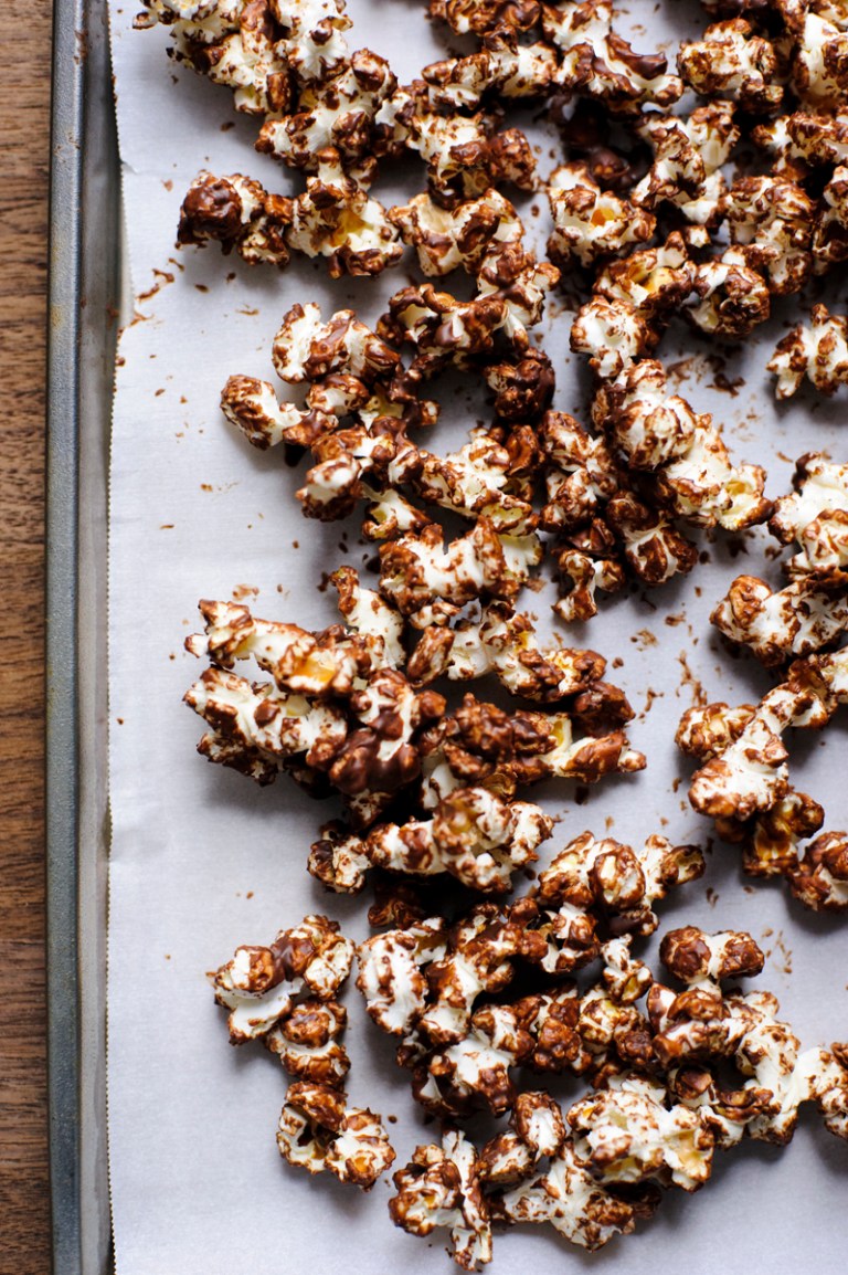 Wing it: Chocolate Speculoos Popcorn – The Rubber Scraper Movement